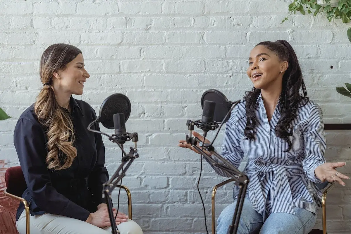 Best AI-Powered Free Podcast Name Generators: Podcast Name Ideas Guide ...