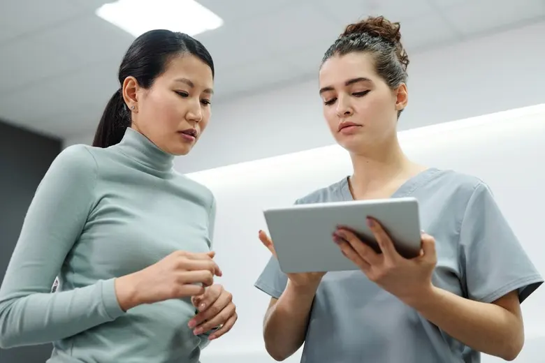 2026 How to Become a Health Services Manager: Salary & Career Paths ...
