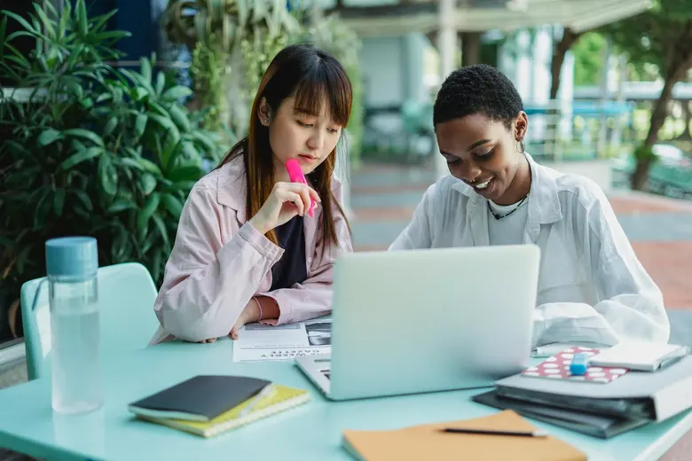 2026 BA vs BS Degree: Explaining the Difference | Research.com
