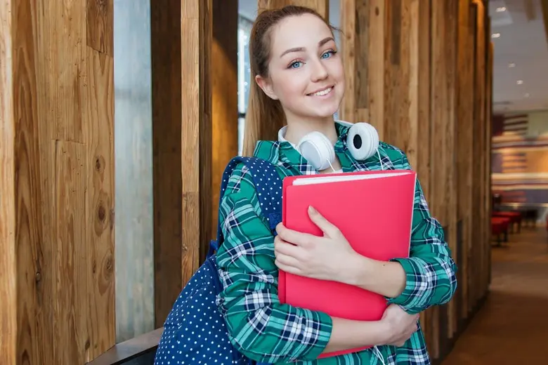 Best Private Student Loans for June 2026 | Research.com