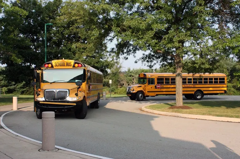 AP vs. Dual Enrollment: The Pros & Cons of Each Program for 2026 ...