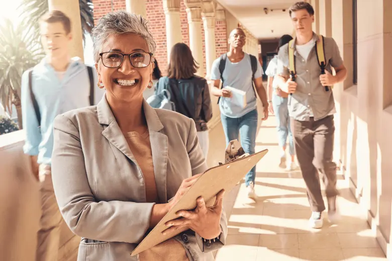 2026 Master’s in Teaching vs. Master’s in Education: Explaining the ...