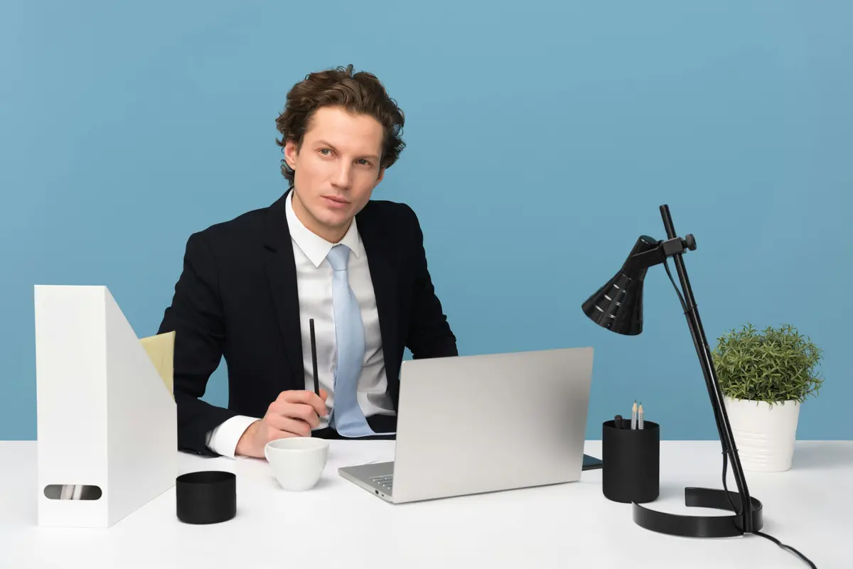 2026 What Can You Do With a DBA in Management? | Research.com