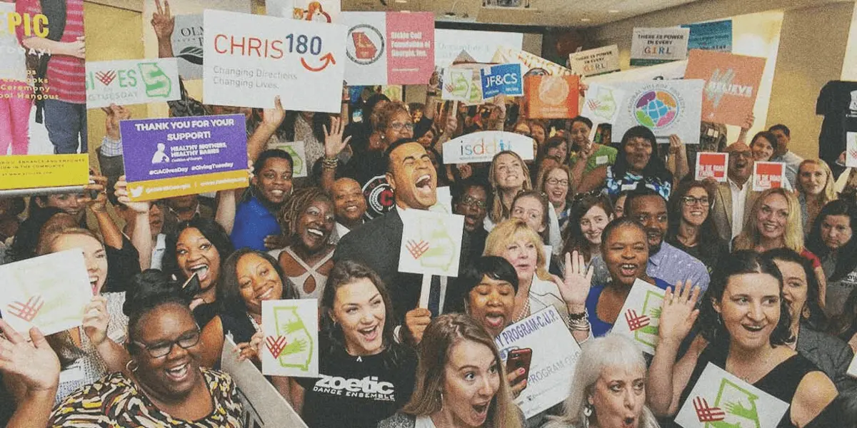 Non Profit Volunteer Training: The Complete Guide To Building High ...
