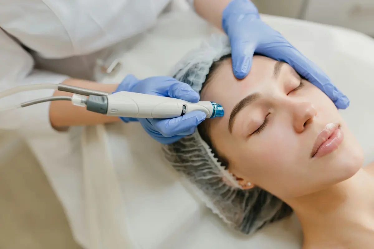 2026 How to Become an Aesthetic Medical Assistant: Salary & Career ...