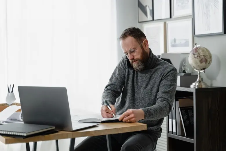 2026 Best 6 Month Certificate Programs That Pay Well | Research.com