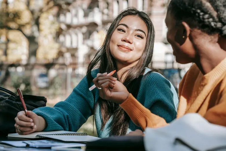 A Beginner's Guide to Grad PLUS Loans for 2026 | Research.com