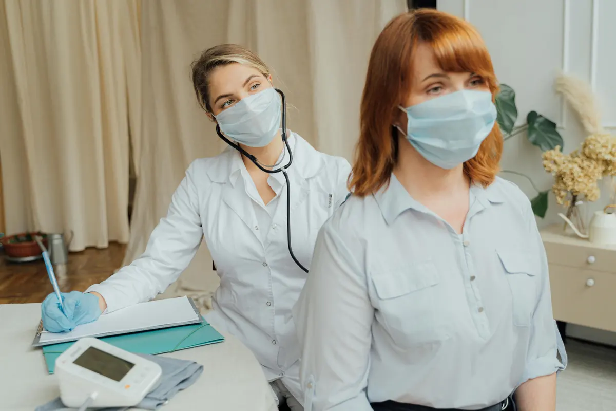 2026 Medical Assistant (MA) vs. Certified Nursing Assistant (CNA ...